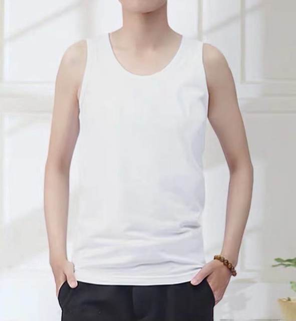 A long chest-tight vest with anti-sagging chest-showing small pullover ...