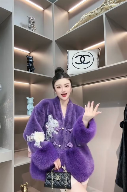 New Women's Winter Heavy Industry Sleeve Fur Flower Short Slim European ...