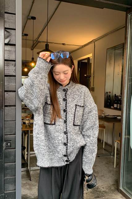 LIL CHER gray contrast color round neck long sleeve sweater jacket for ...