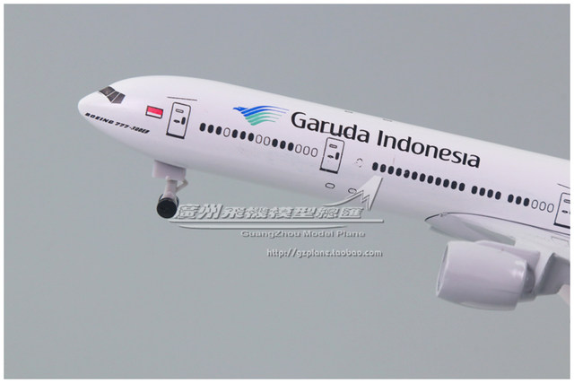 Indonesian Eagle Aviation Boeing B777-300ER 1: 400 alloy passenger ...