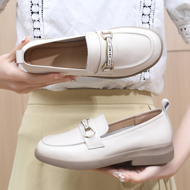 One footsteps, the female leather shoes, soft bottom single shoes ...