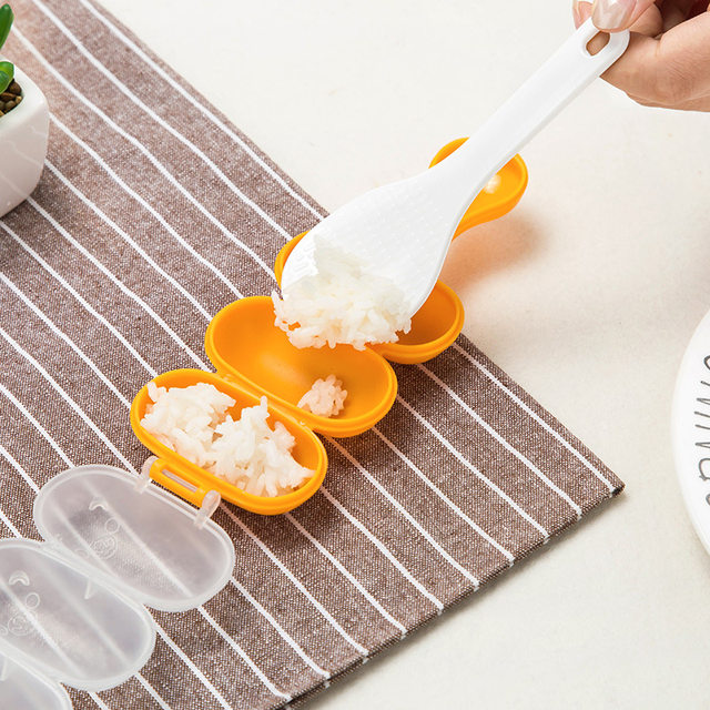 Shake the rice ball artifact for children. Shake it and make the rice ...