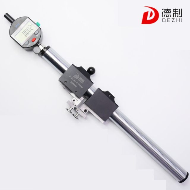German-made universal comparison measuring instrument for measuring ...