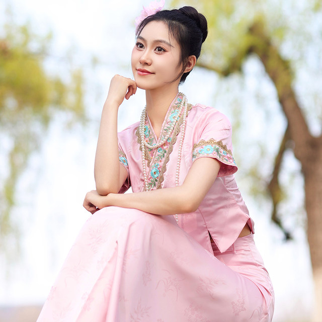 New Dai clothing suits improved new Chinese Dai clothing Xishuangbanna ...