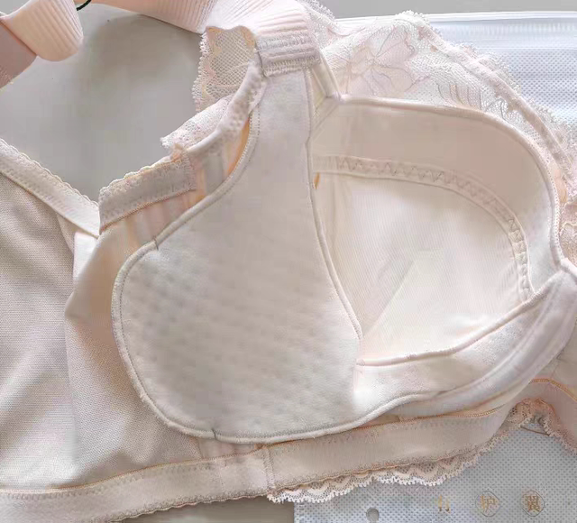 Xianyan counter genuine underwear cup BW926 five-breasted fully ...