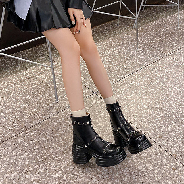 Leather thick bottom rivet Martin boots 2024 new British style super ...