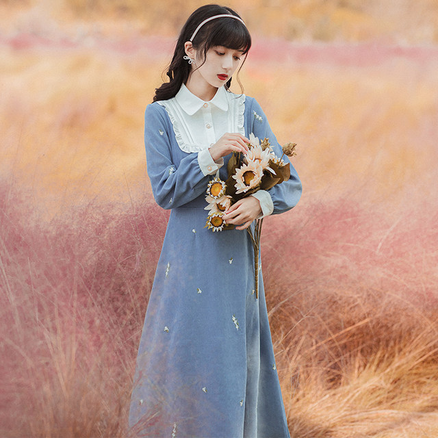 Su Qian and Mu Yan's original autumn and winter retro core velvet ...