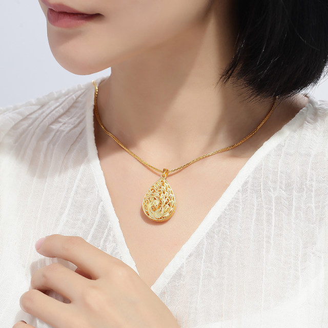 Ming brand jewelry gold pendant pure gold necklace peacock hollow ...