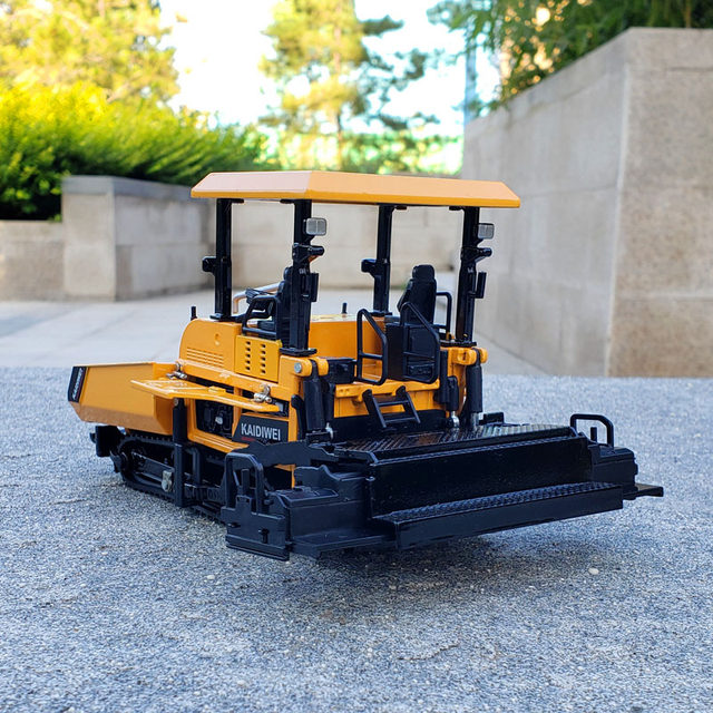 Caddy 1:40 paving machine alloy engineering car model simulation paving ...