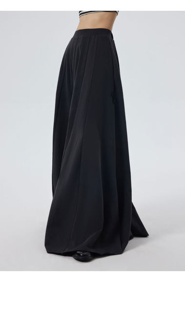 Spring and Autumn Performance Black long bald skirt Women's vertical ...