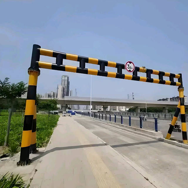 Elevated road, highway, highway, culvert, garage, bridge deck, rural ...