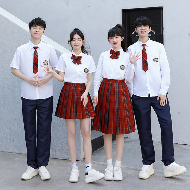 High school students' class uniforms, college style adult poetry ...