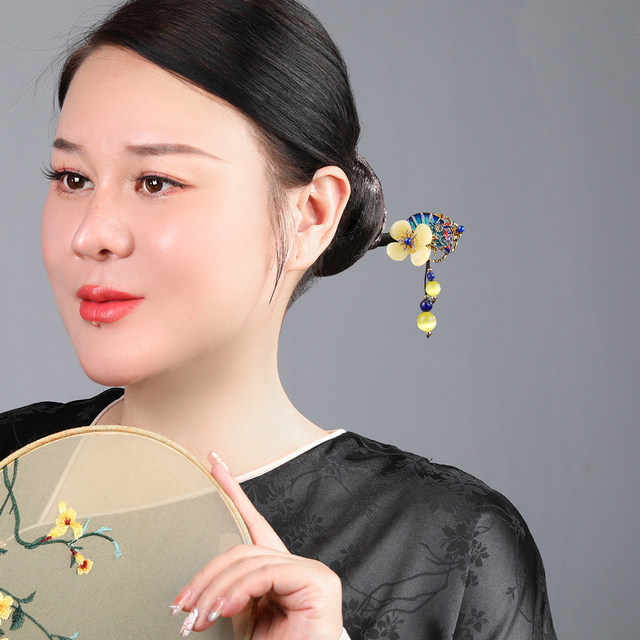 Muzhu ancient windplate babies retro step shake the simple modern daily ...