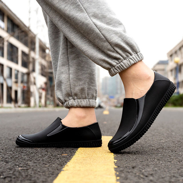 Spring and Autumn fashionable shallow-mouthed rain boots for men ...