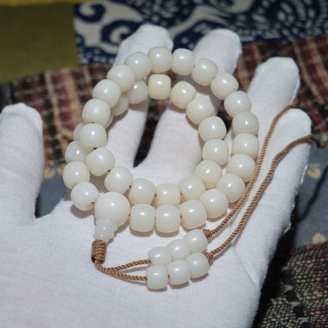 Natural Bodhi Root Holding 36 Two-Circle 27 Bracelets for Men and Women ...