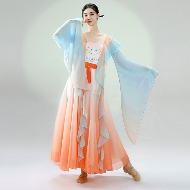 Xia Hui's daughter's love is the same classical dance ancient style ...
