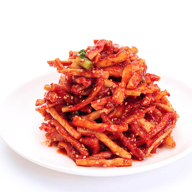 Three bites, one product Spicy and sour crispy dried radish kimchi ...