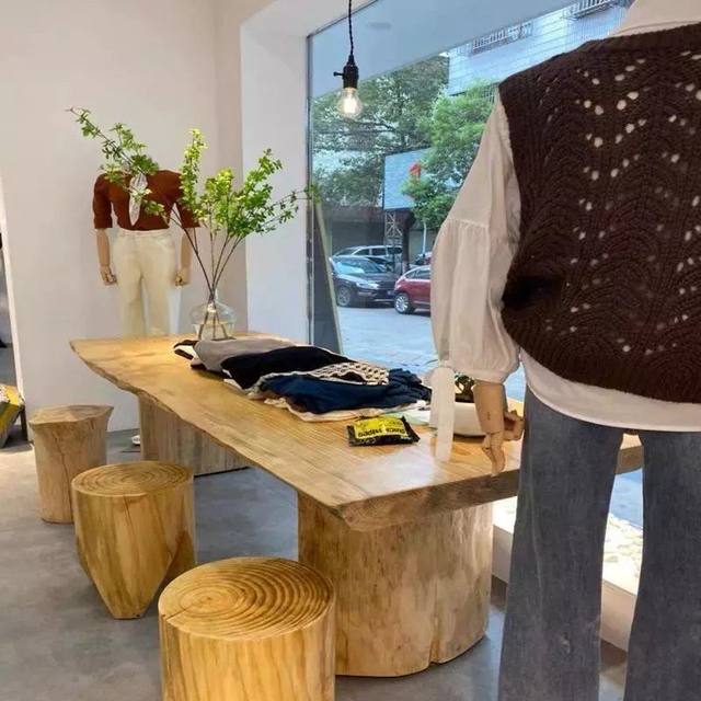 Clothing display table, island flow table, solid wood large table, bag ...