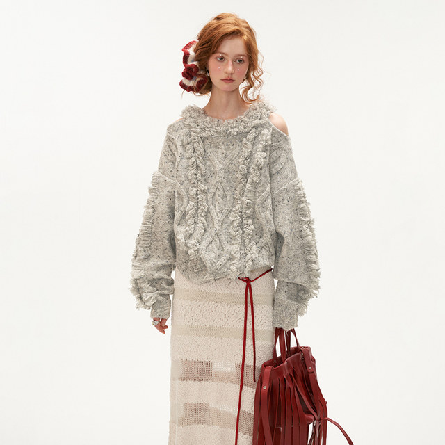 MAMC leaky shoulder destruction Flush sweater female model 2024 lazy advanced sense autumn new ...