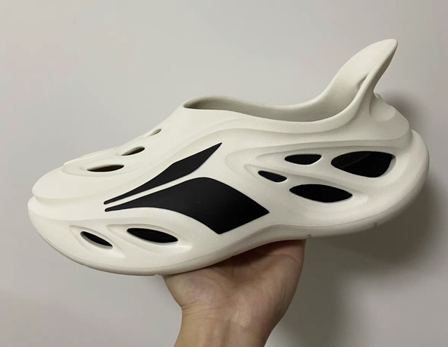 361 Degrees Whales Spring and Summer Versatile White Casual Sports ...