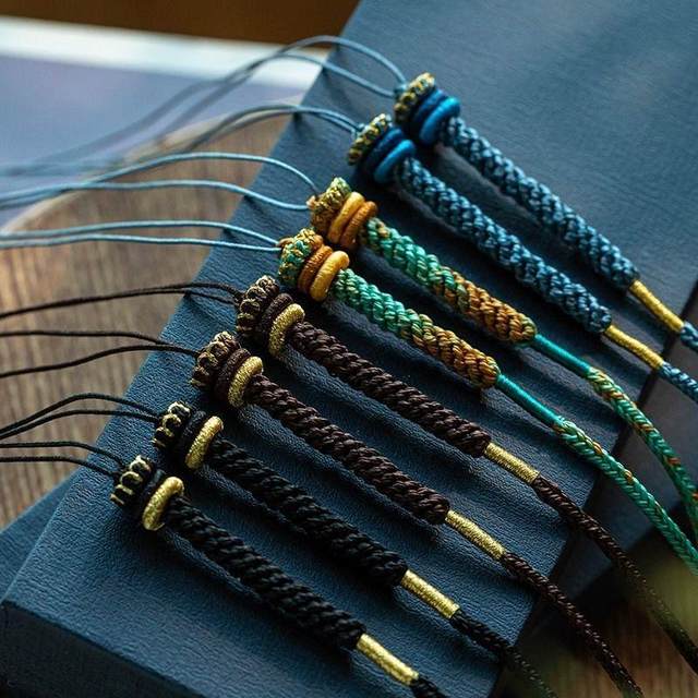 New fully hand-woven clavicle chain rope for men and women across ...