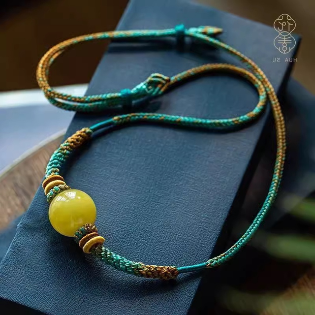 New fully hand-woven clavicle chain rope for men and women across ...