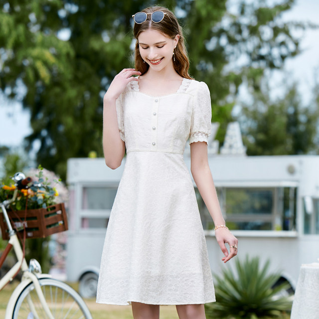BETU Baitu Summer French French Fang Ling Short -sleeved Temperature Dress