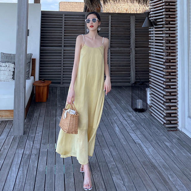 zwmh beach skirt female new super immortal pearl camisole dress Hainan ...