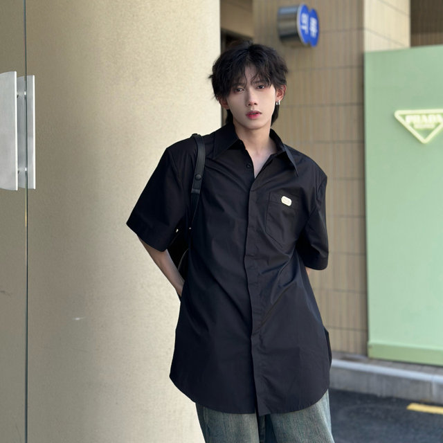 Advanced sense of light luxury, white shirt, men's short -sleeved loose ...