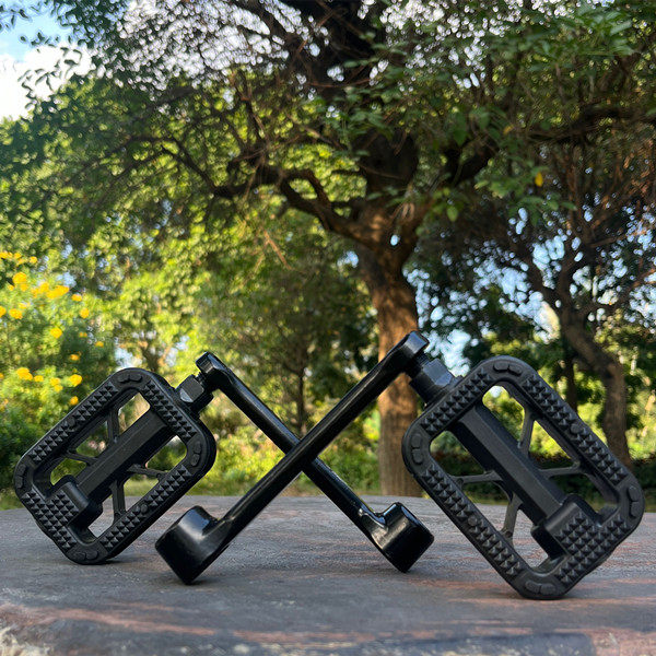 Electric car crank crank crank electric car swing arm pedal connecting ...