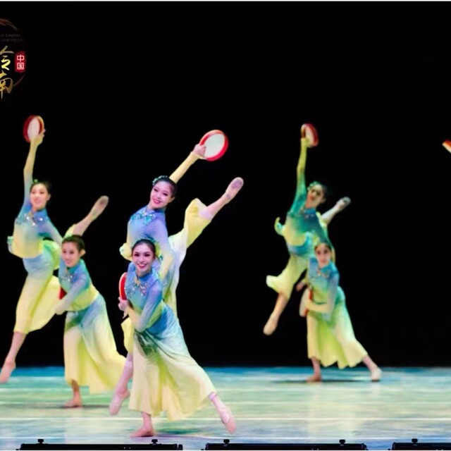 Women's Group Dance Interesting Talk Qiaogu Same Style Qinghe Jiechan ...