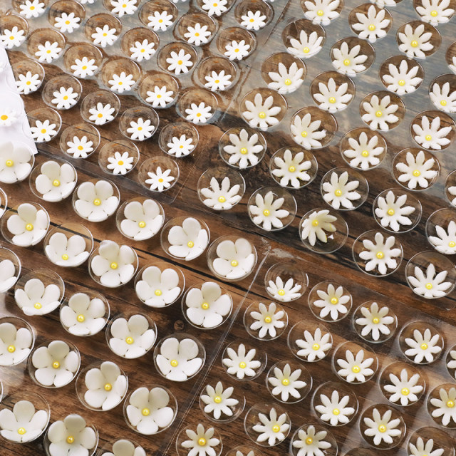Chocolate fondant flower cake decoration ornaments baking pastry ...