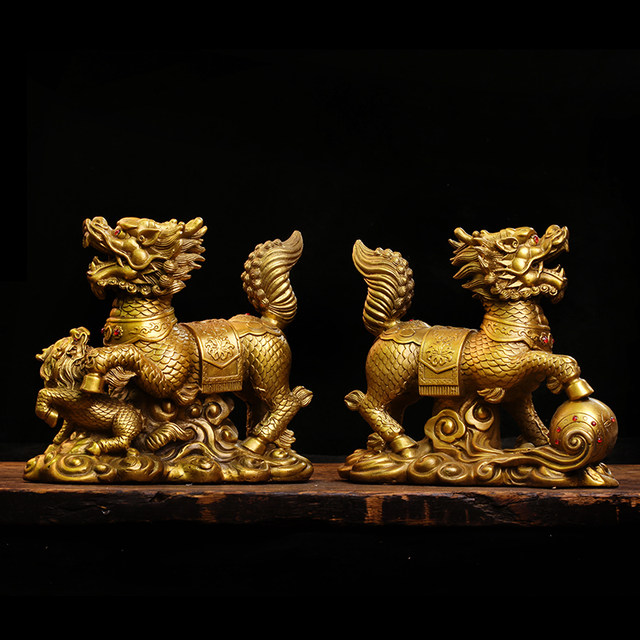 All -bronze Kirin Swing, a pair of brass ancient craft crafts, beads ...