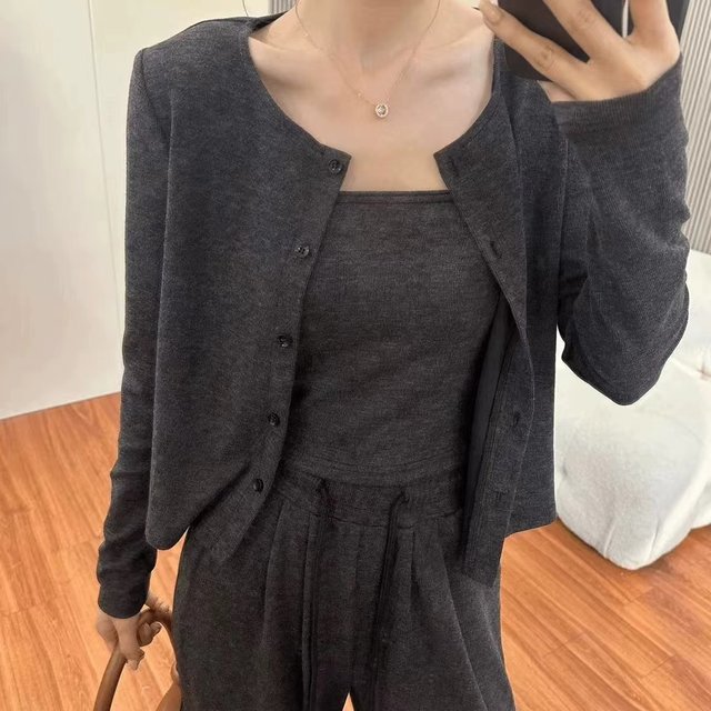 24 New Loose Lazy Lazy Wind and Steading Sports Casual Set