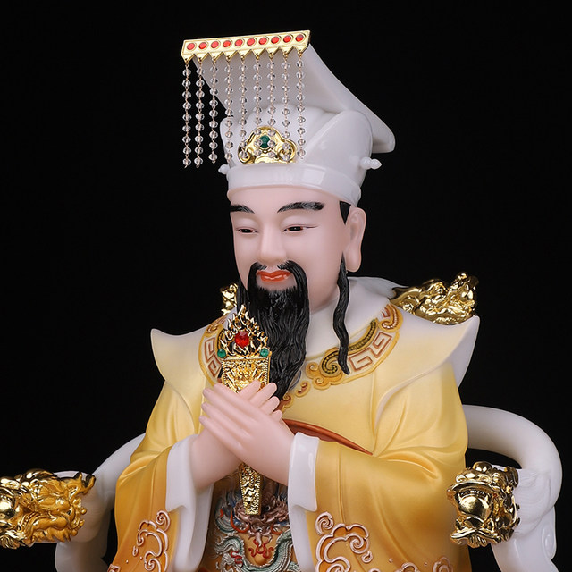 The statue of the Jade Emperor and the Queen Mother Goddess White ...