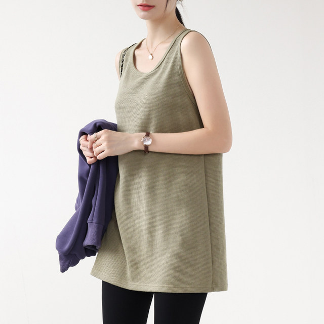 Walv Ge Gee vest suspended women's sweater stacked with shark pants ...