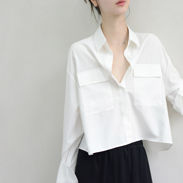 TRR The twin-pocket military-style loose shirt for women, long-sleeved ...