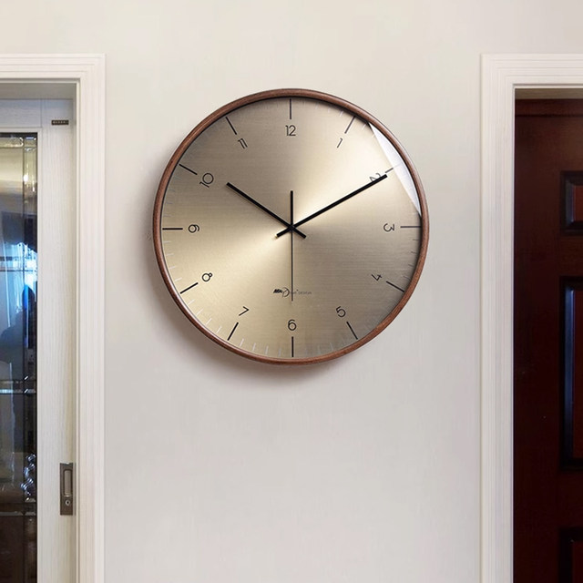 Light luxury and atmospheric wall clock minimalist high-end hanging ...
