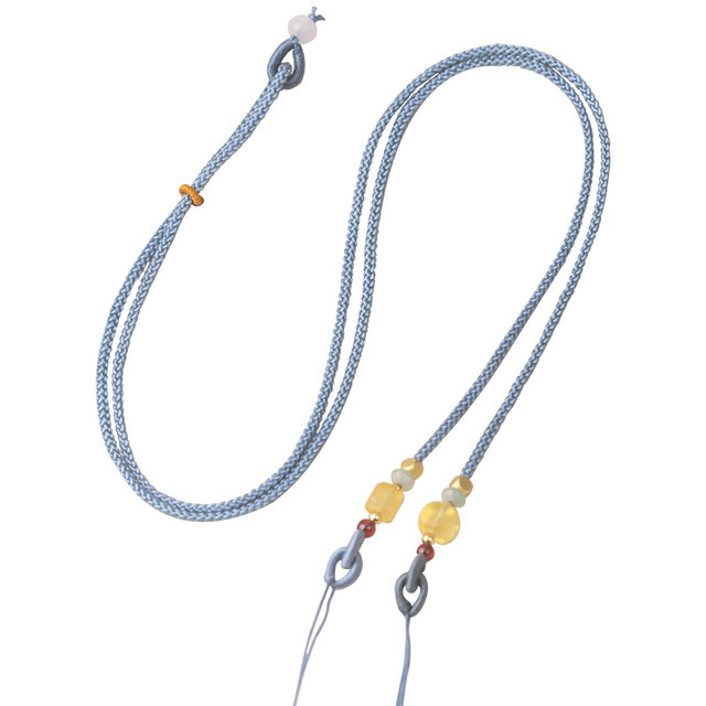 Symptom crossing the beads, the beeswax of the beeswax clavicle chain ...