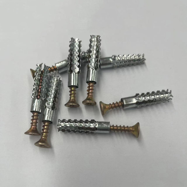 Iron sawtooth gecko expansion screw metal expansion pipe nail anti ...