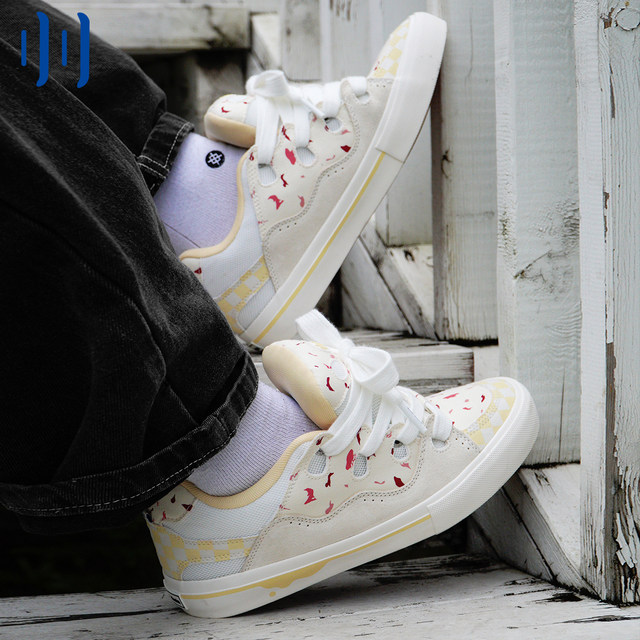 Stubborn Ollieskate Bread Berry Shoes, Corruption Berry White ...