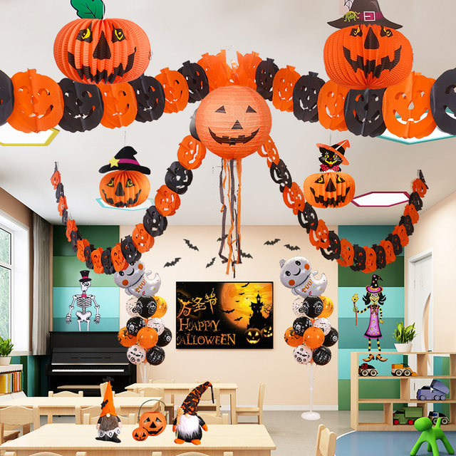 Halloween decoration bar haunted house indoor shop horror atmosphere ...