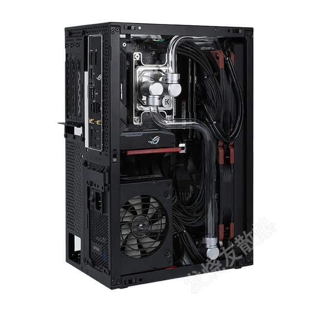 Enthusiast water-cooled SSUPD ITX chassis split water-cooling solution ...