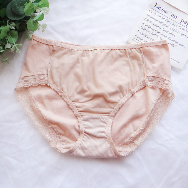 Simple basic cotton triangle hip-covering underwear, mid-waist lace ...