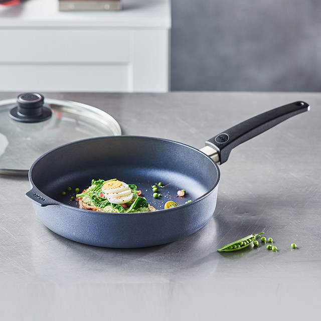 WOLL imported pan, no sticky pan, frying pan, house steak eggs, near ...