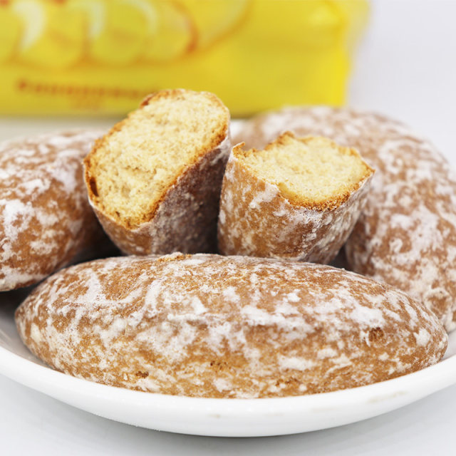 Russia imported slakon banana honey bald cake coarse grain bread ...