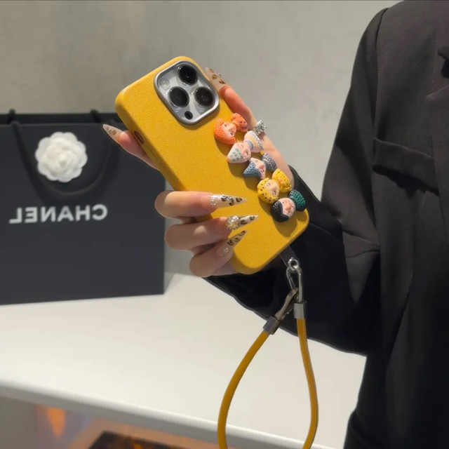 Niche leather pattern metal frame ginger yellow suitable for Apple 16 ...