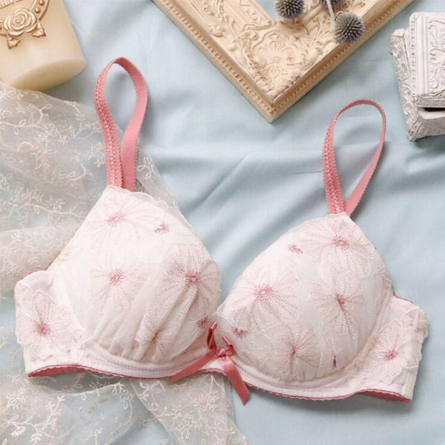 Japan Risa Magli genuine push-up bra women's underwear large steel ring ...