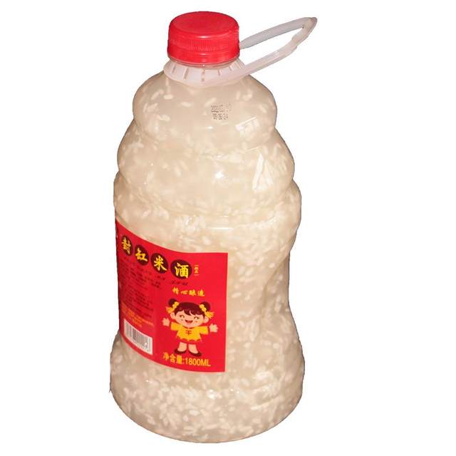 Hubei specialty, sealed vat sweet glutinous rice wine fermented with ...