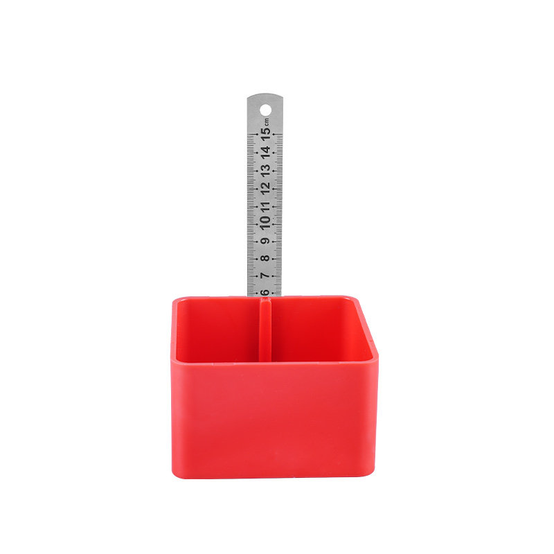 Manufatto per piastrelle con scatola del righello di livello ...